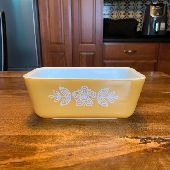 Pyrex | Kitchen | Vintage Pyrex Butterfly Gold Refrigerator Dish 502 12 ...